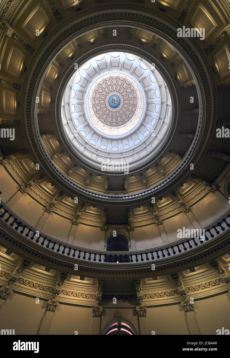 Texas state capitol building circle hi-res stock photography and images ...