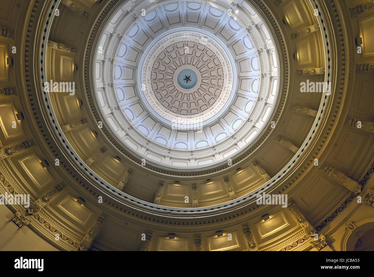 Texas state capitol building circle hi-res stock photography and images ...