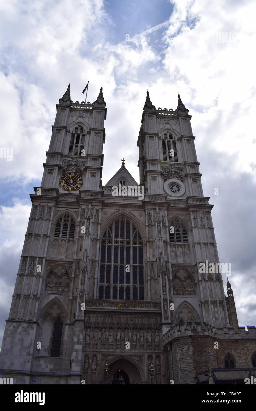 Jewel House and Westminster 2016 Stock Photo - Alamy