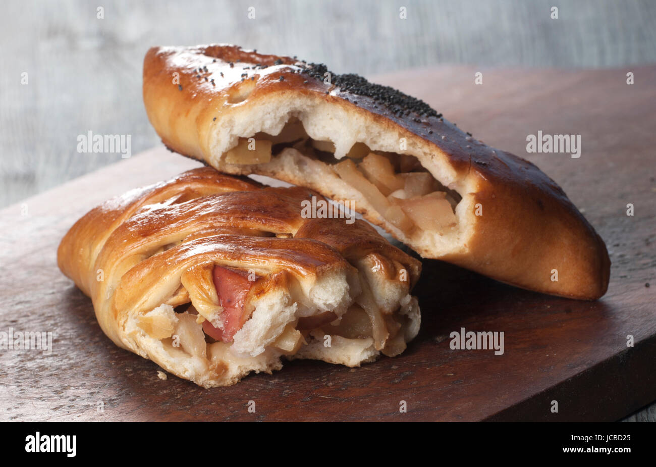 Two apple pies hi-res stock photography and images - Alamy