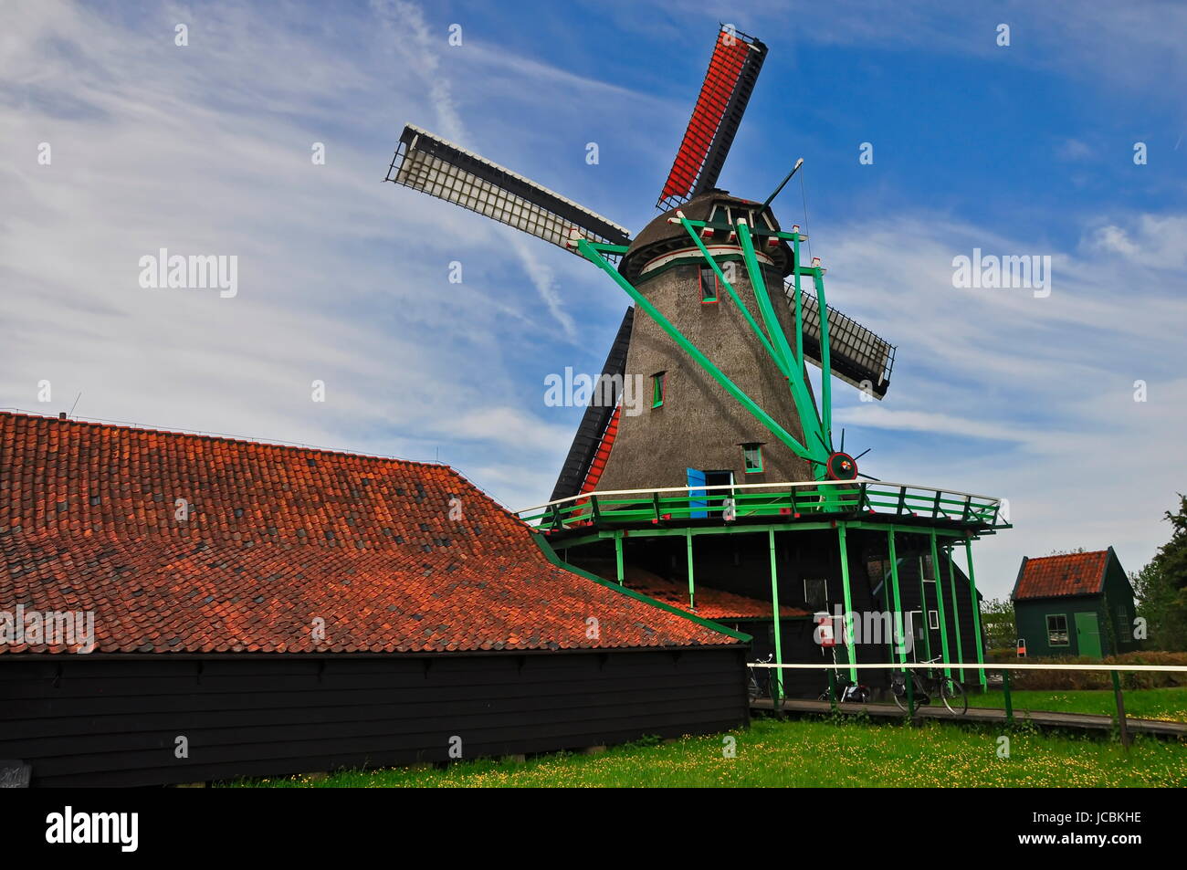 Dutch windmill houses hi-res stock photography and images - Alamy