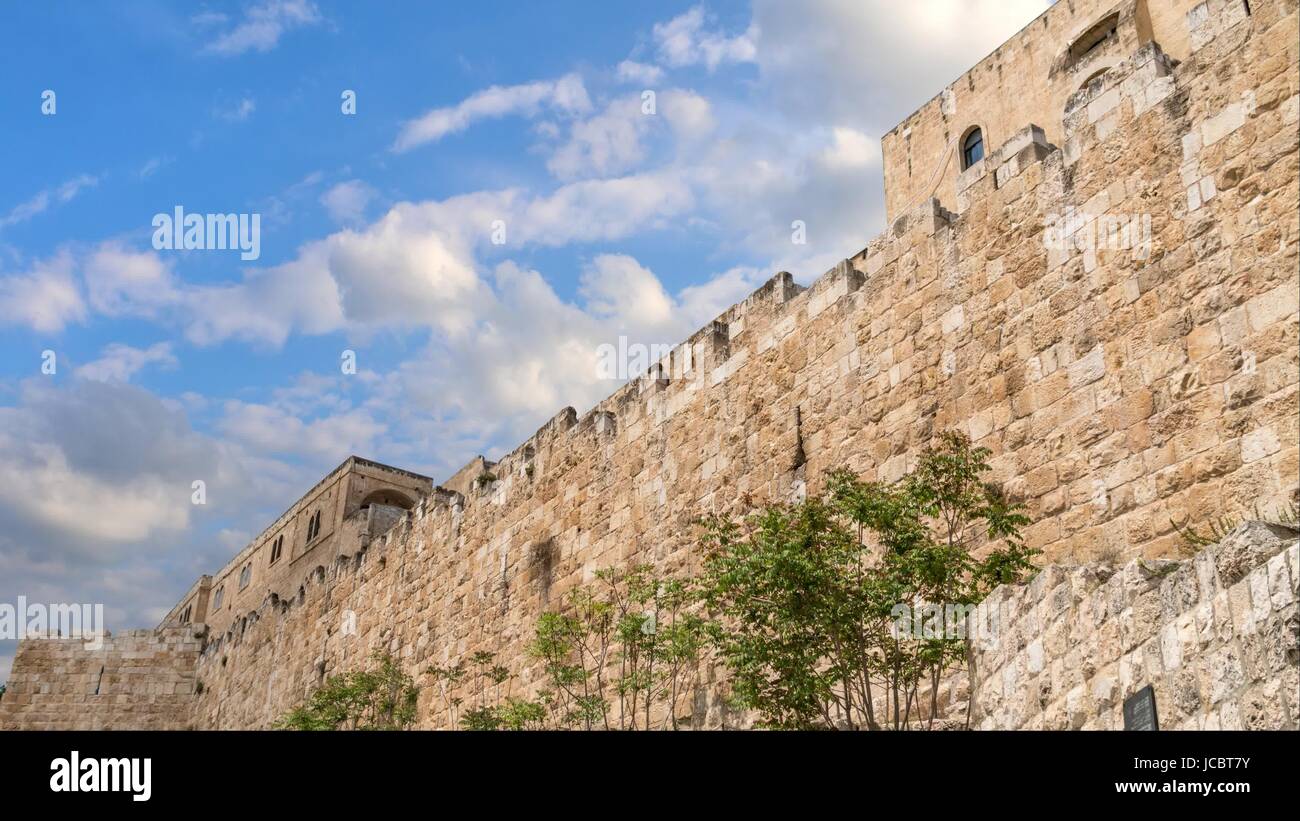 Fortification medieval walls of Jerusalem Stock Photo - Alamy