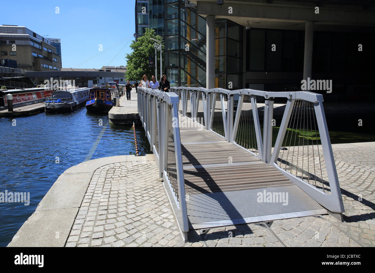 The Rolling Bridge, designed by the Heatherwick Studio, on Merchant ...