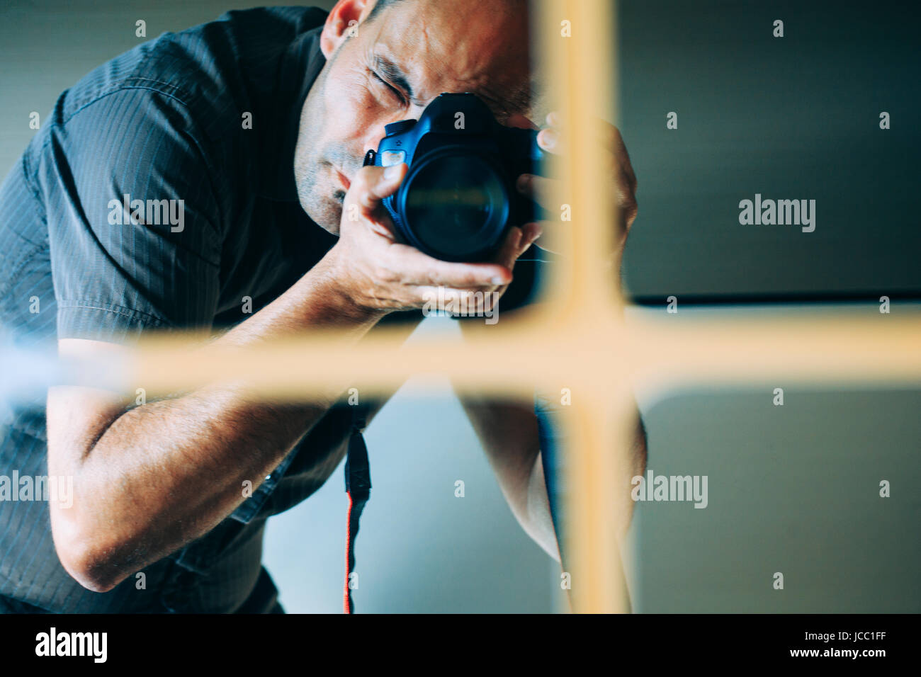 Photographer shooting at the mirror Stock Photo - Alamy