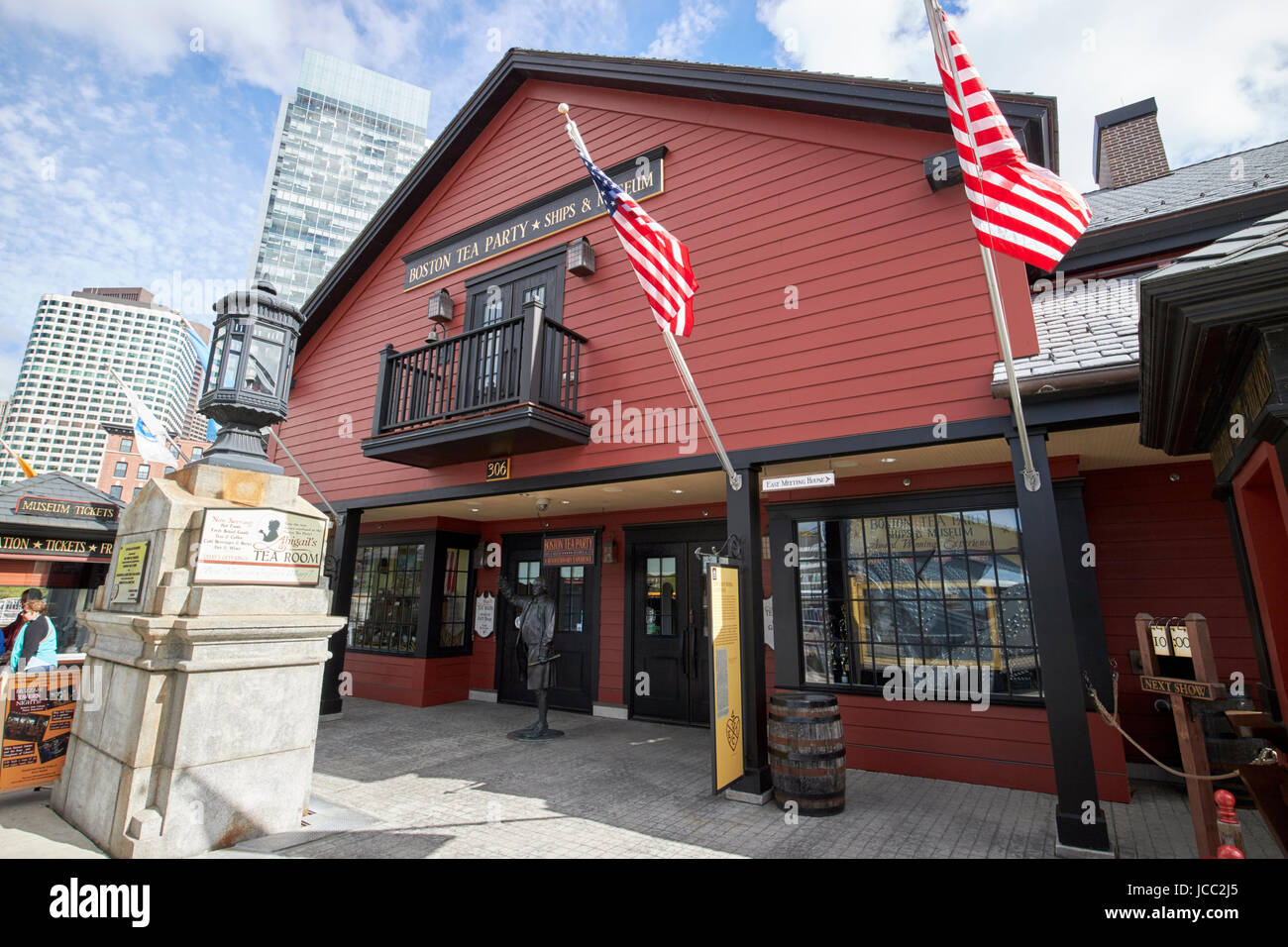 Boston tea party museum USA Stock Photo - Alamy