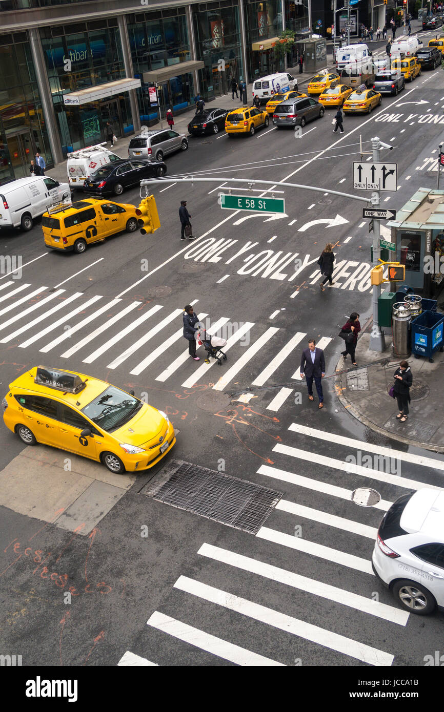 Intersection on Third Avenue, NYC, USA Stock Photo - Alamy