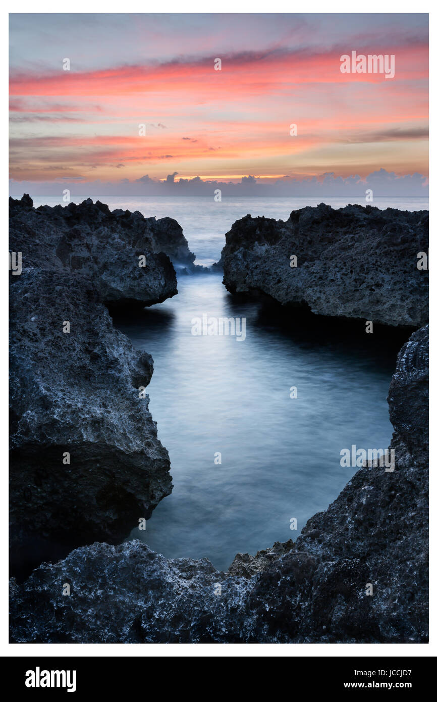 Smith's cove cayman hi-res stock photography and images - Alamy