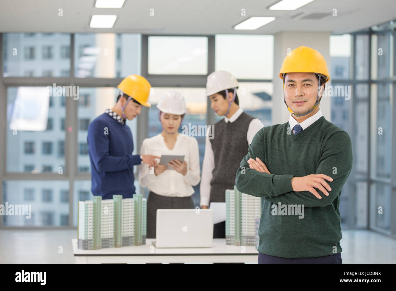 Co workers hi-res stock photography and images - Alamy