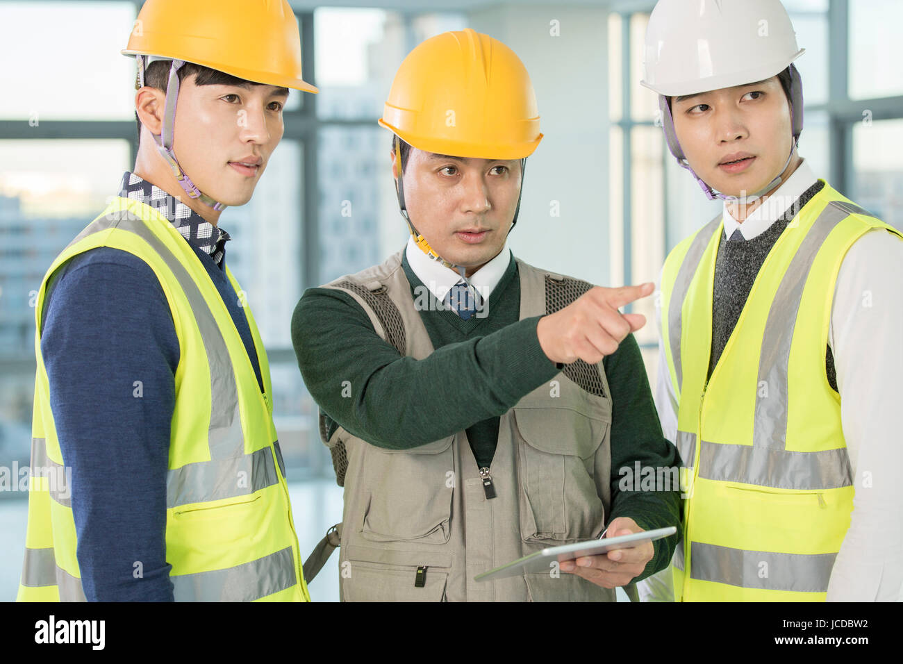 Three architects hi-res stock photography and images - Alamy