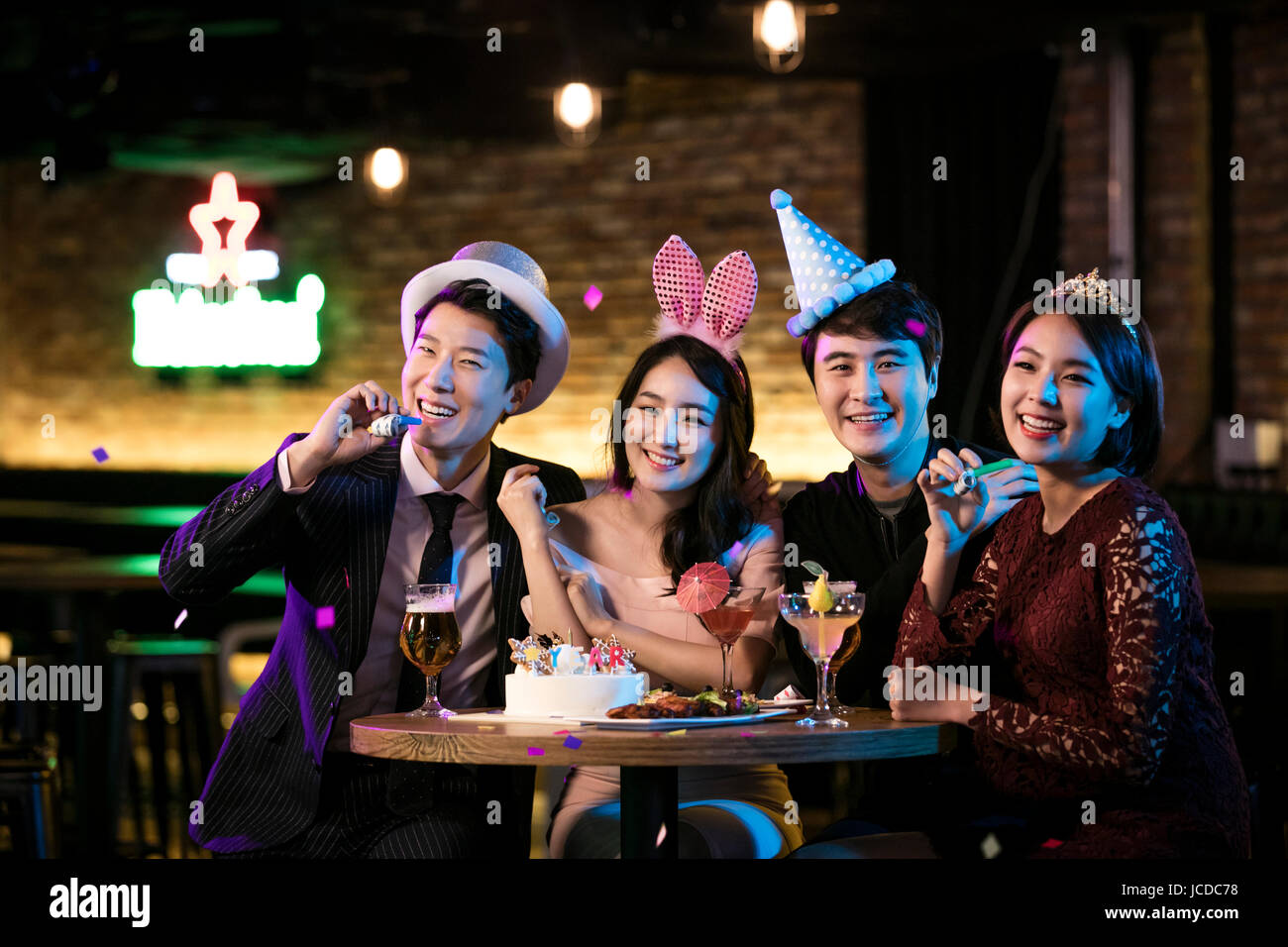 Female party night hi-res stock photography and images - Alamy