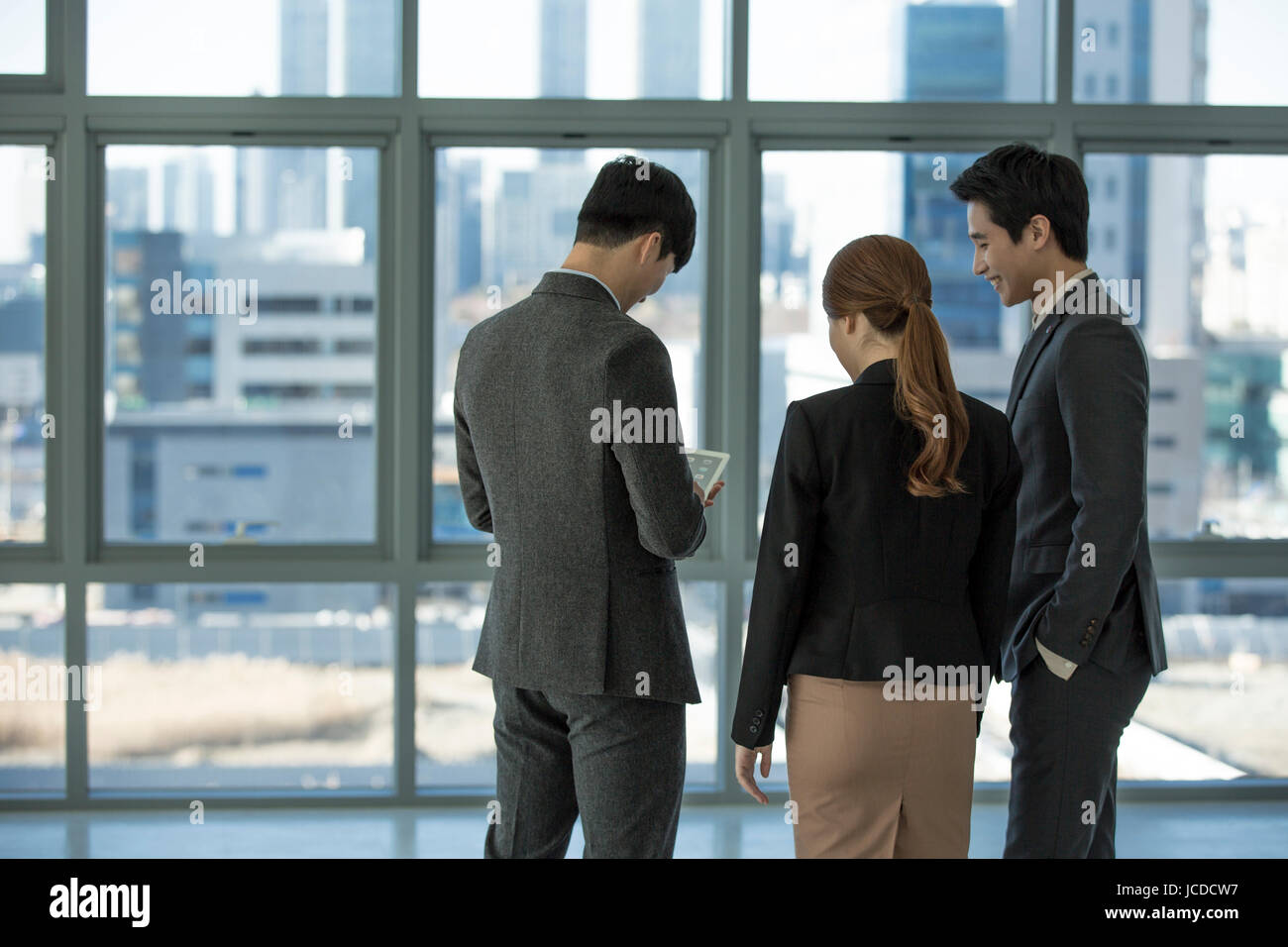 Three quarter back view hi-res stock photography and images - Alamy