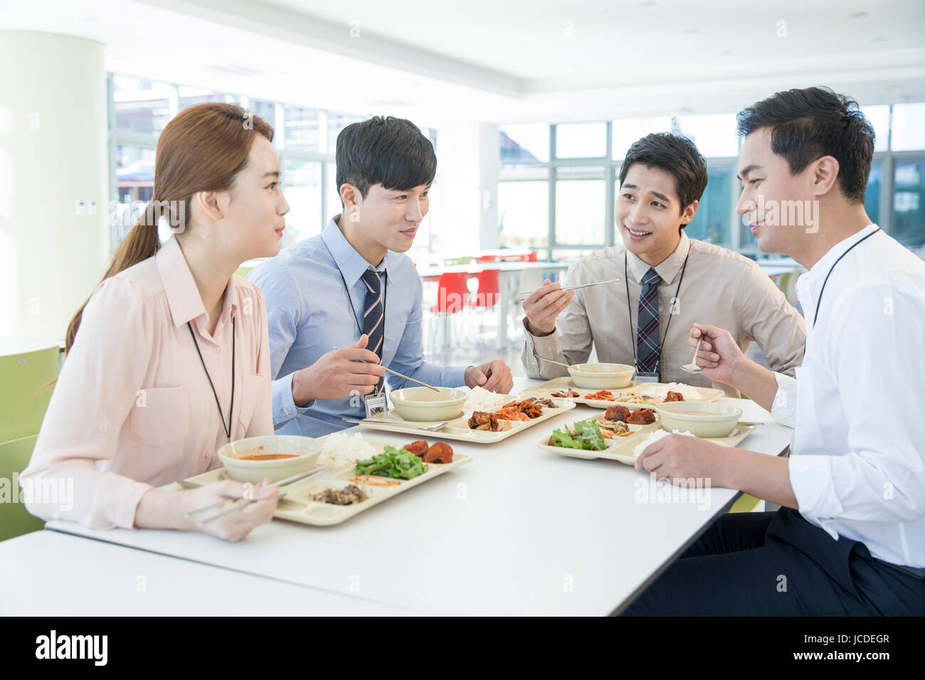 Business meal men suit hi-res stock photography and images - Alamy
