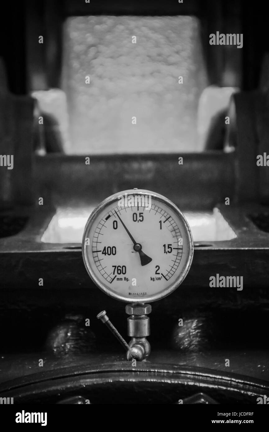 Manometer valve on pipe Black and White Stock Photos & Images - Alamy