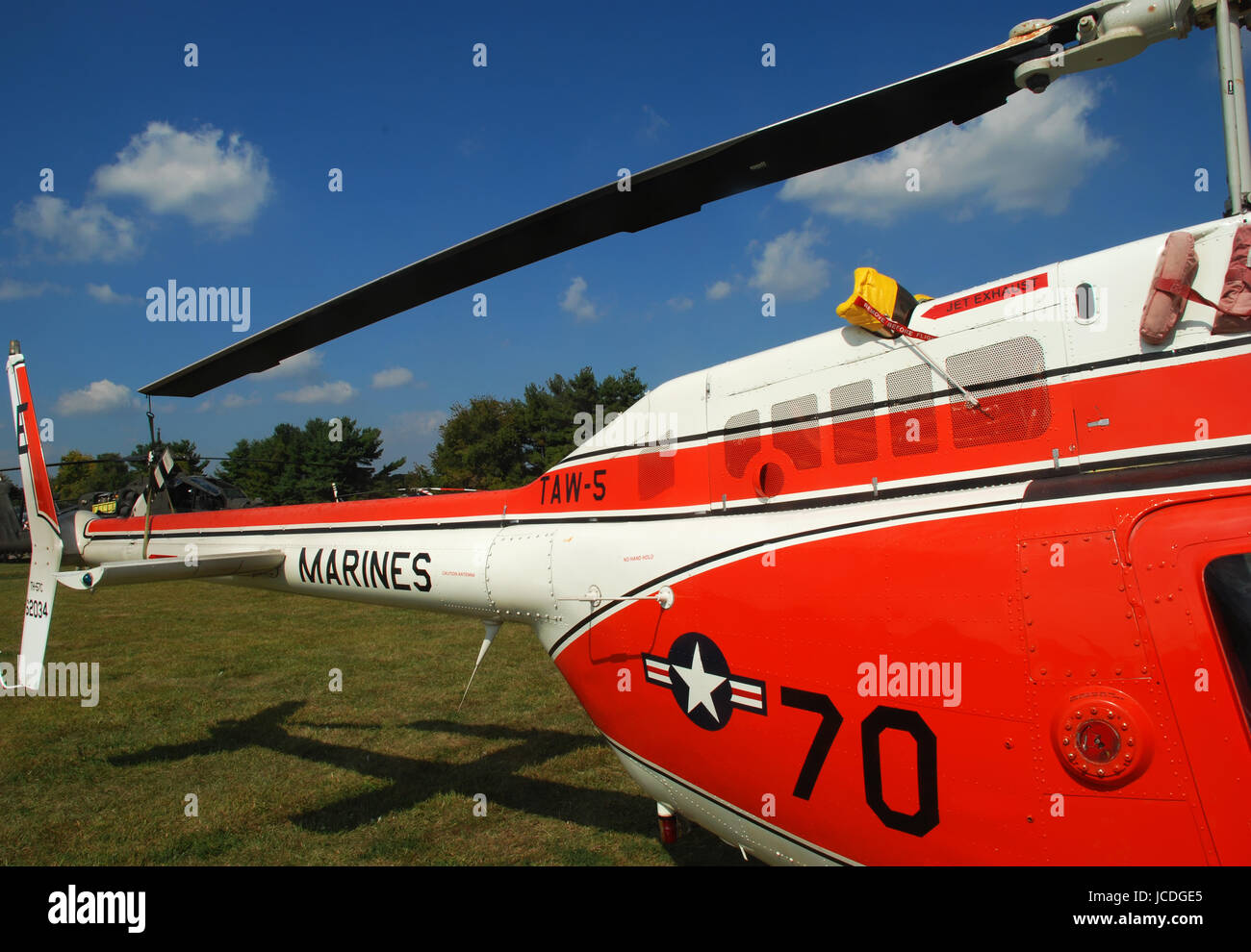 Rotary wings hi-res stock photography and images - Alamy
