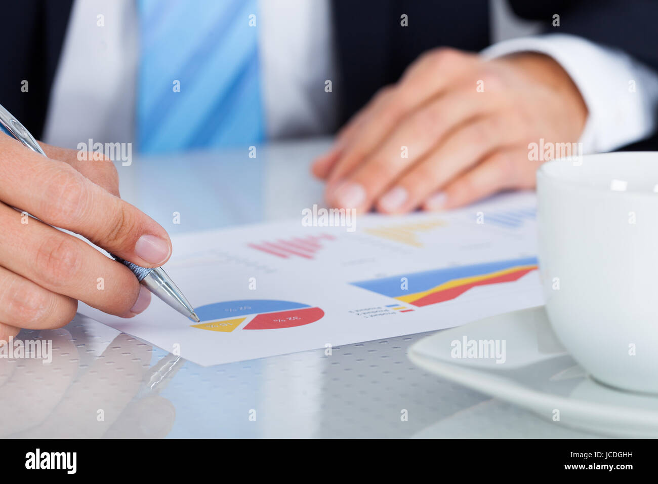 Financial printed paper charts hi-res stock photography and images - Alamy