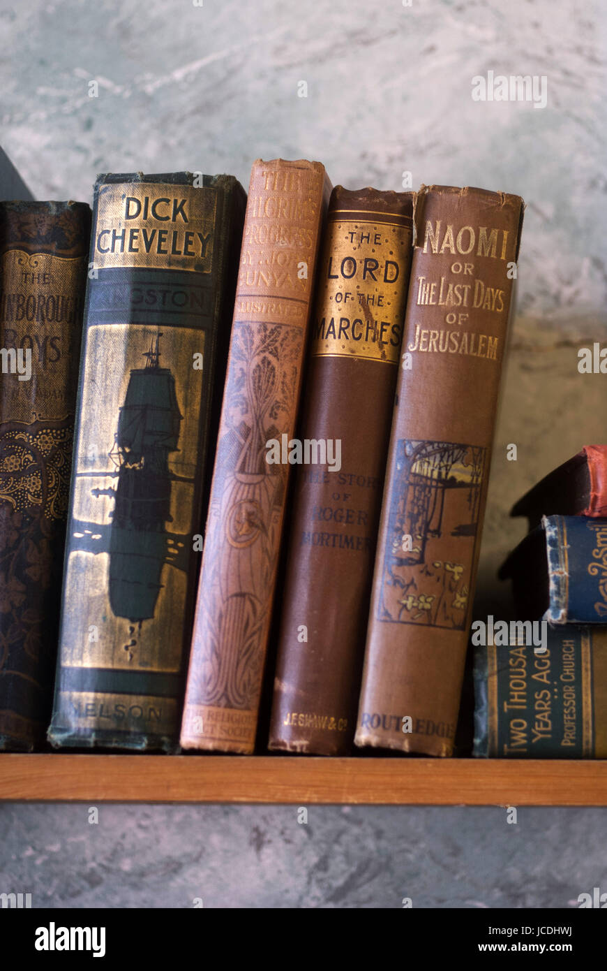 Shelf of old books / Library Stock Photo - Alamy
