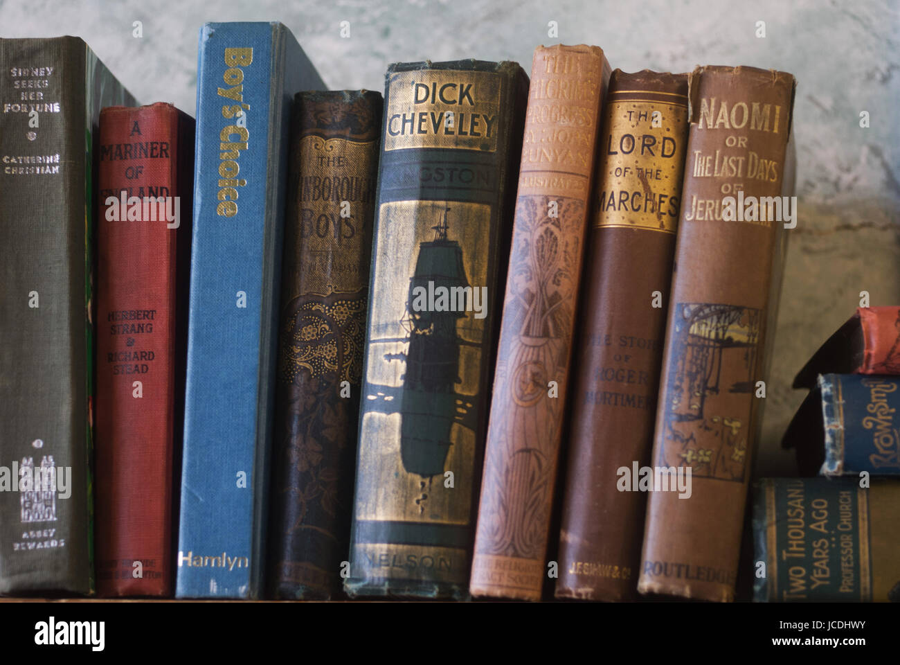 Shelf of old books / Library Stock Photo - Alamy