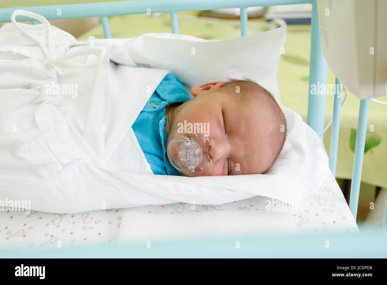 New born babies hospital nursery hi-res stock photography and images ...