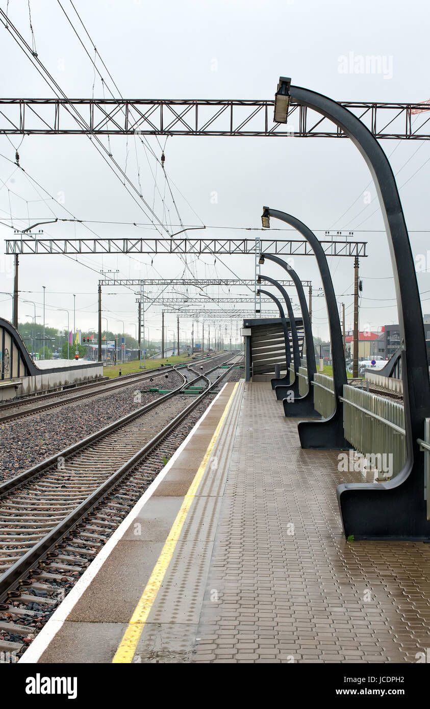 Modern railroad hi-res stock photography and images - Alamy