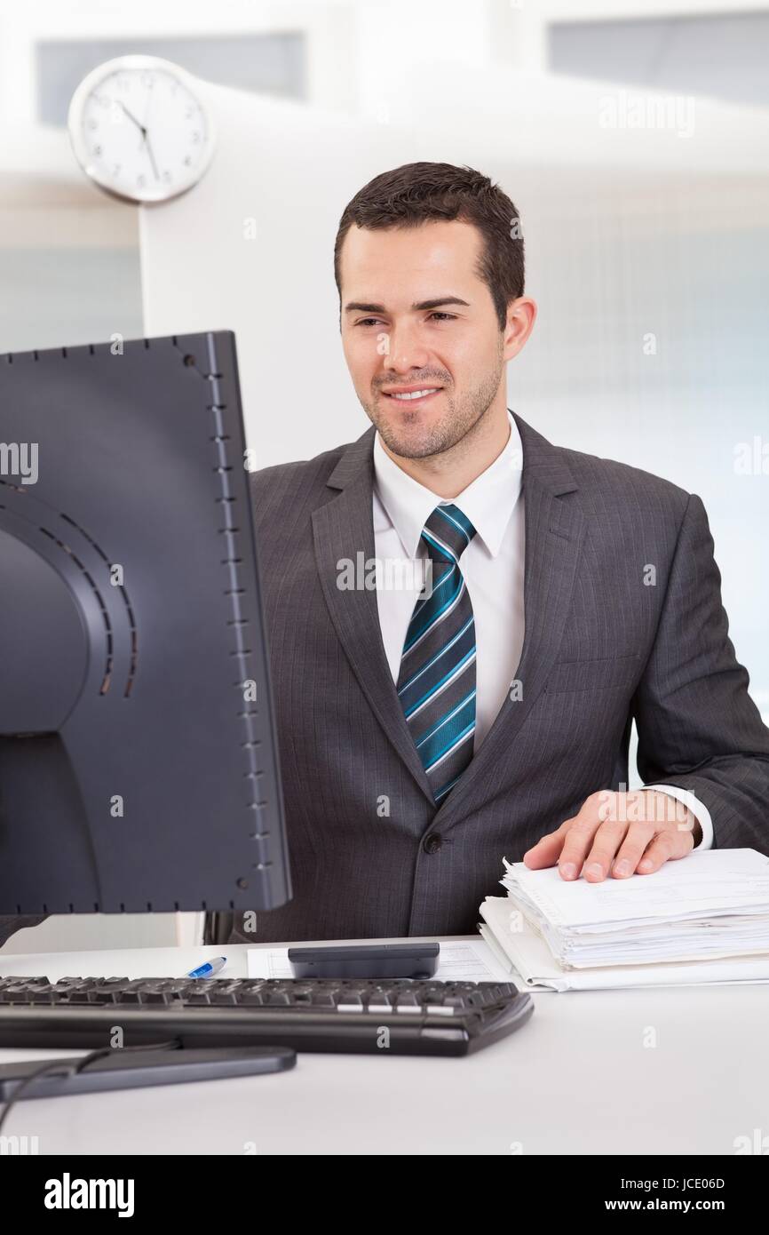deal business transaction Stock Photo - Alamy