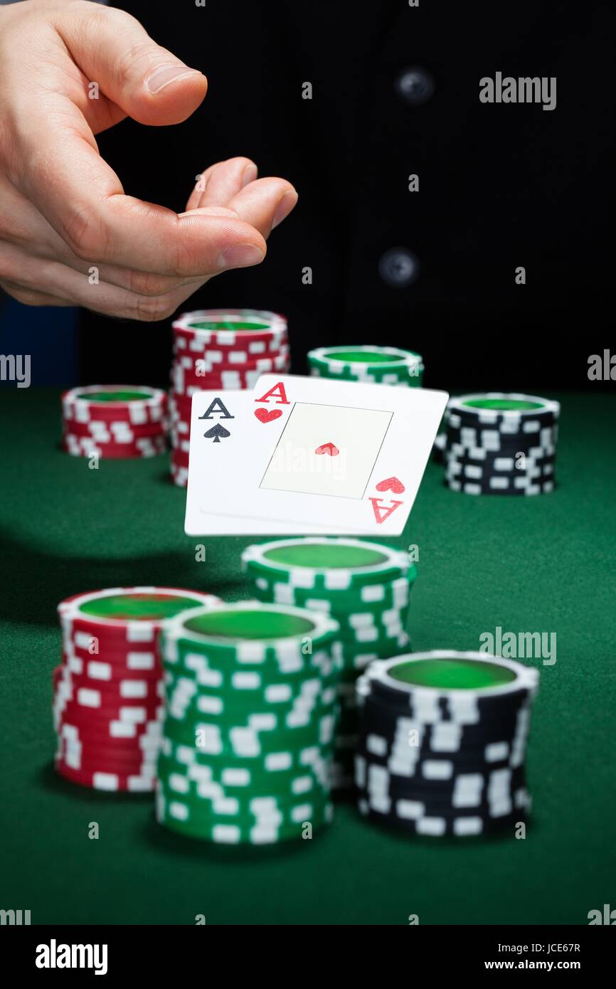 Man gamble addict hi-res stock photography and images - Alamy