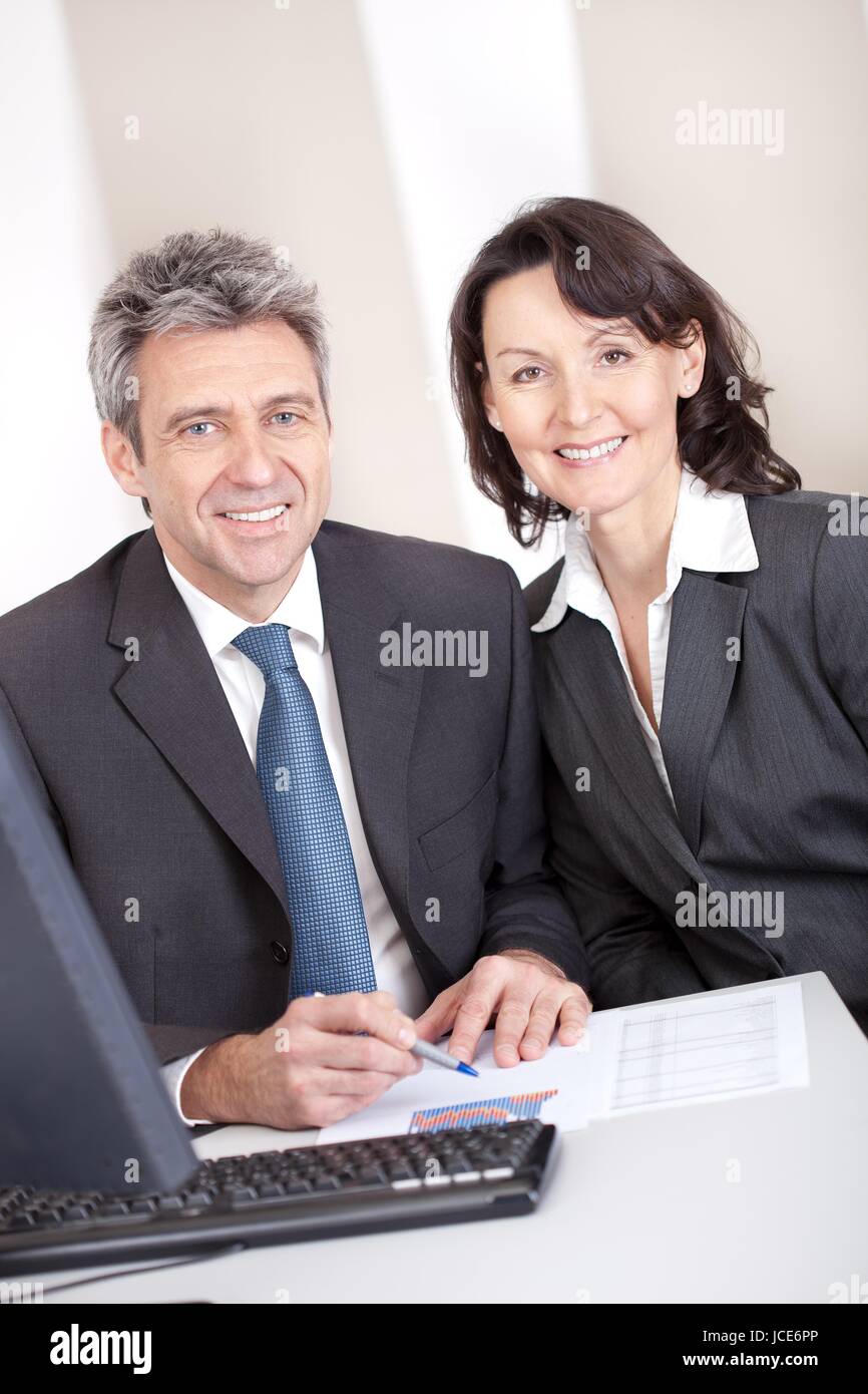 deal business transaction Stock Photo - Alamy