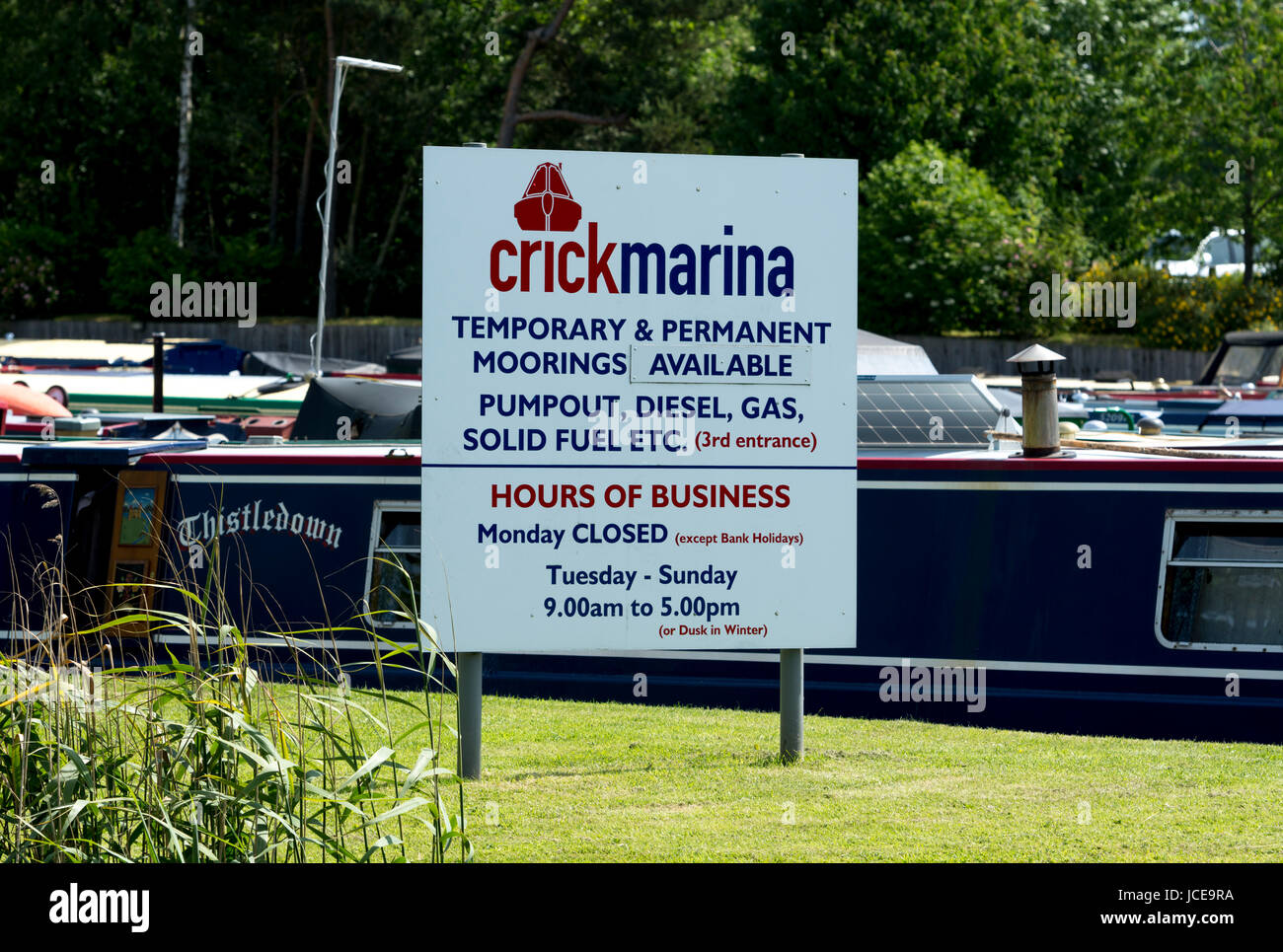 Crick Marina sign, Grand Union Canal, Northamptonshire, England, UK ...