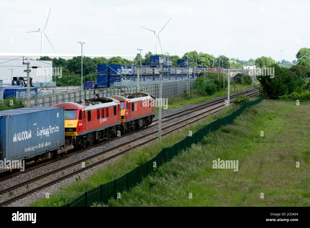 Class 90 train hi-res stock photography and images - Alamy