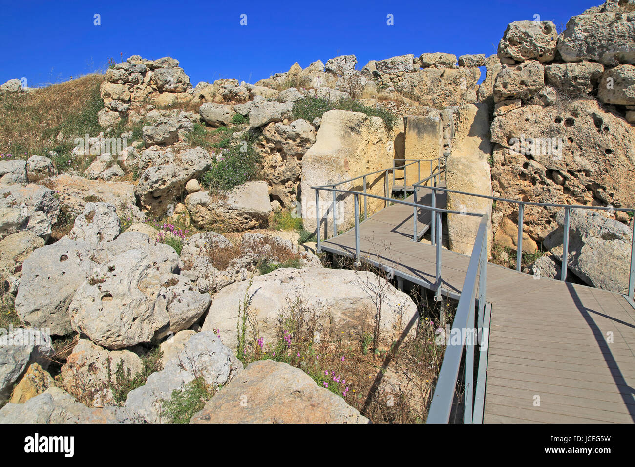 Ggantija neolithic megalithic 5500 years old prehistoric temple complex ...