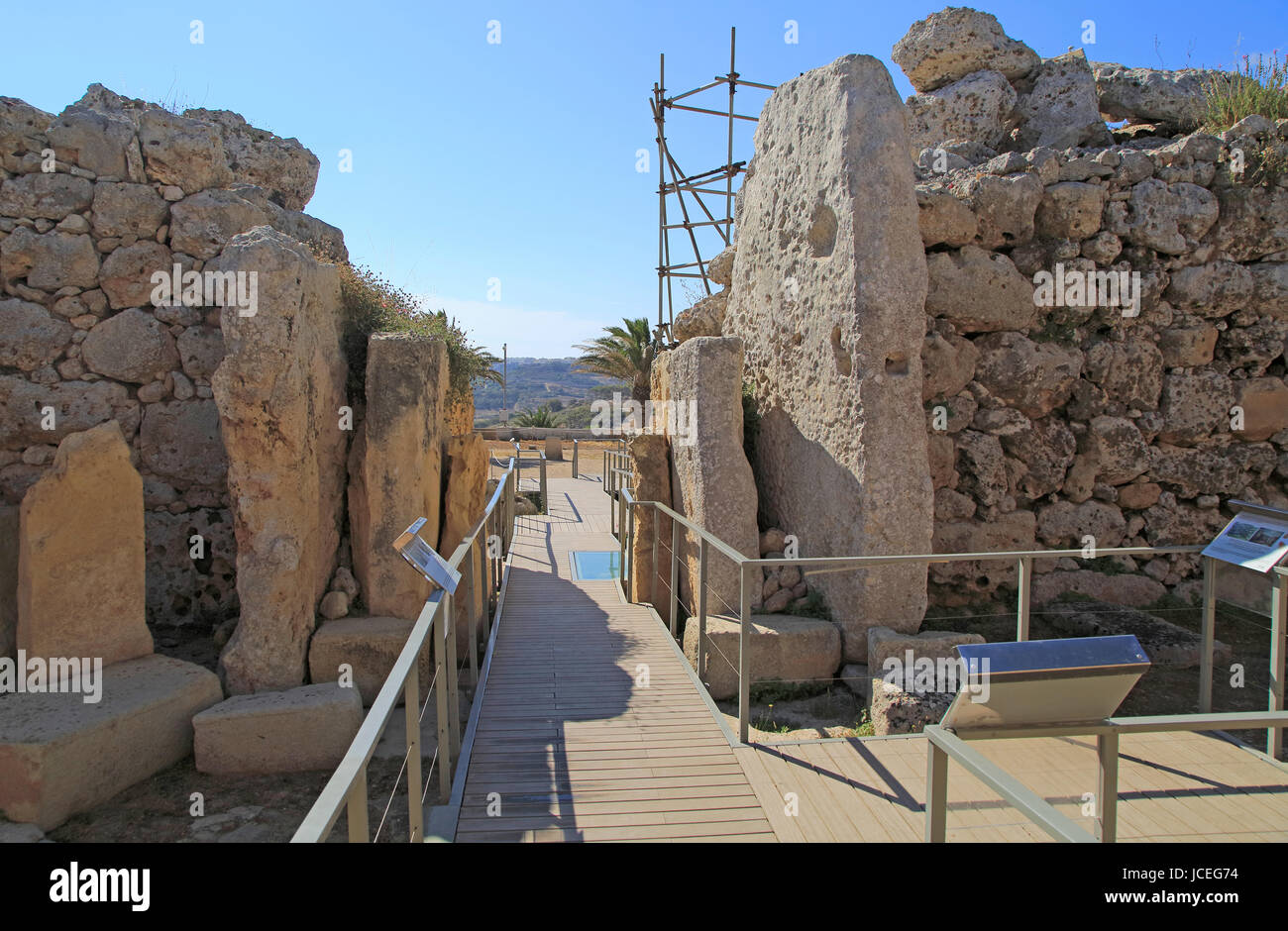 Ggantija neolithic megalithic 5500 years old prehistoric temple complex ...