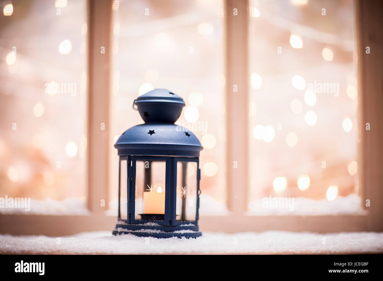 Lantern in window hi-res stock photography and images - Alamy