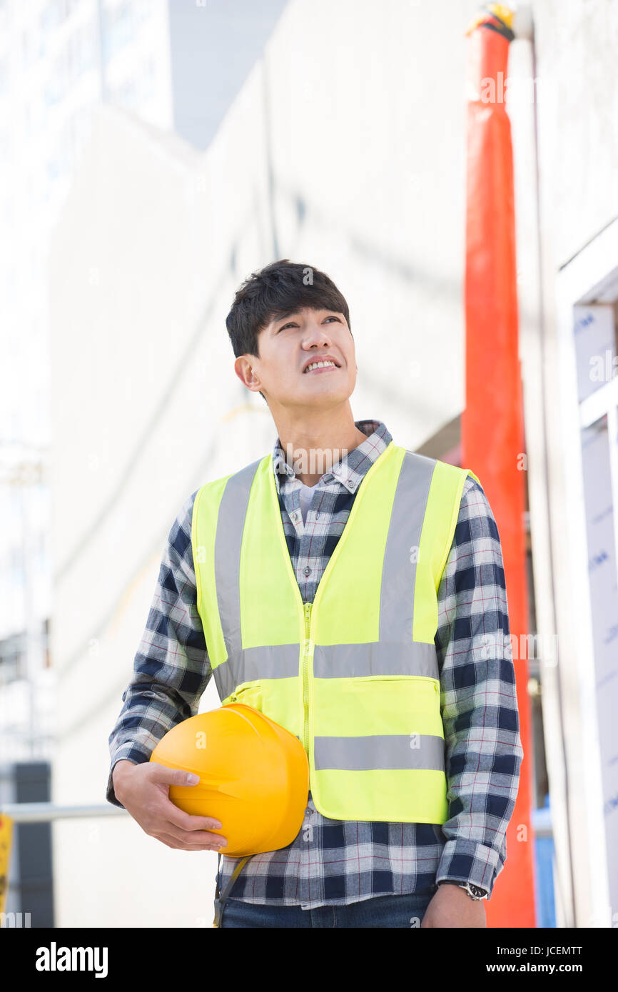 Smiling construction hi-res stock photography and images - Alamy