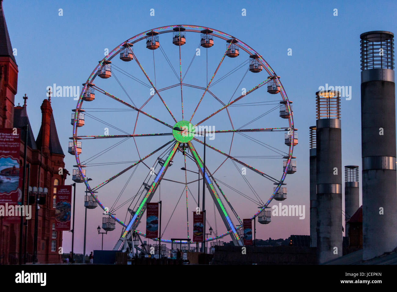 Cardiff bay ferris wheel hi-res stock photography and images - Alamy