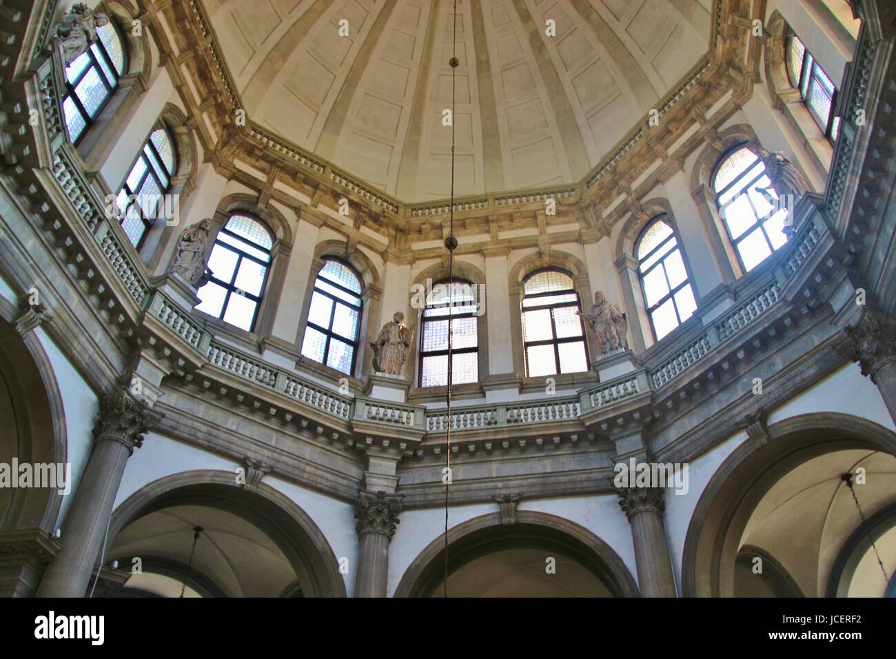 Large octagonal dome hi-res stock photography and images - Alamy