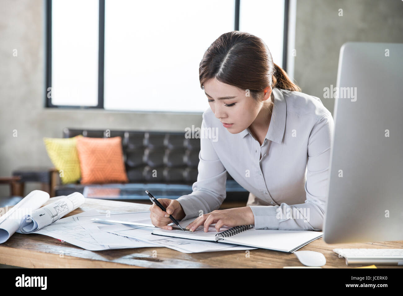 Architect woman asian pencil hi-res stock photography and images - Alamy
