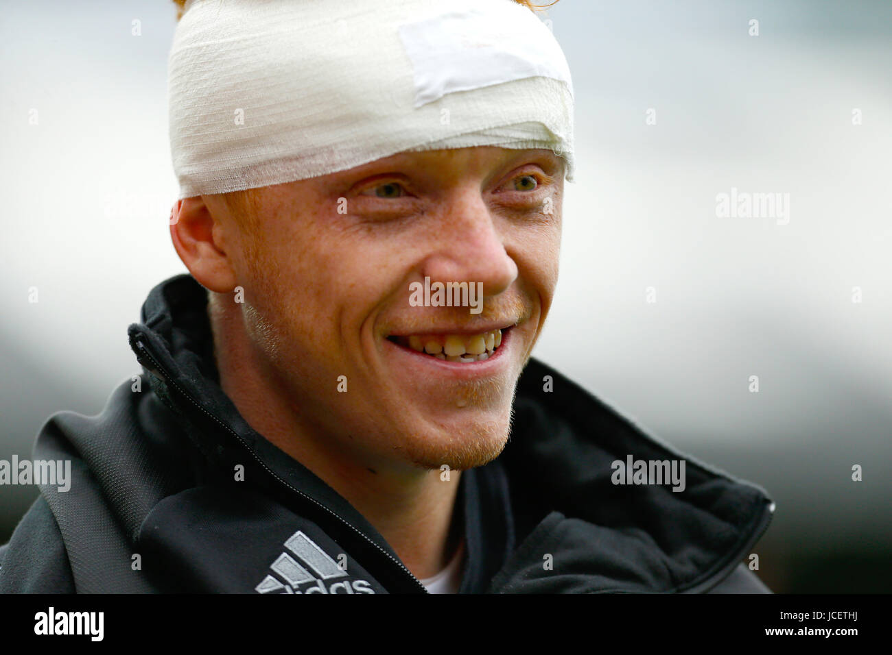 Brentford's Ryan Woods with a bandage aroung his head Stock Photo - Alamy