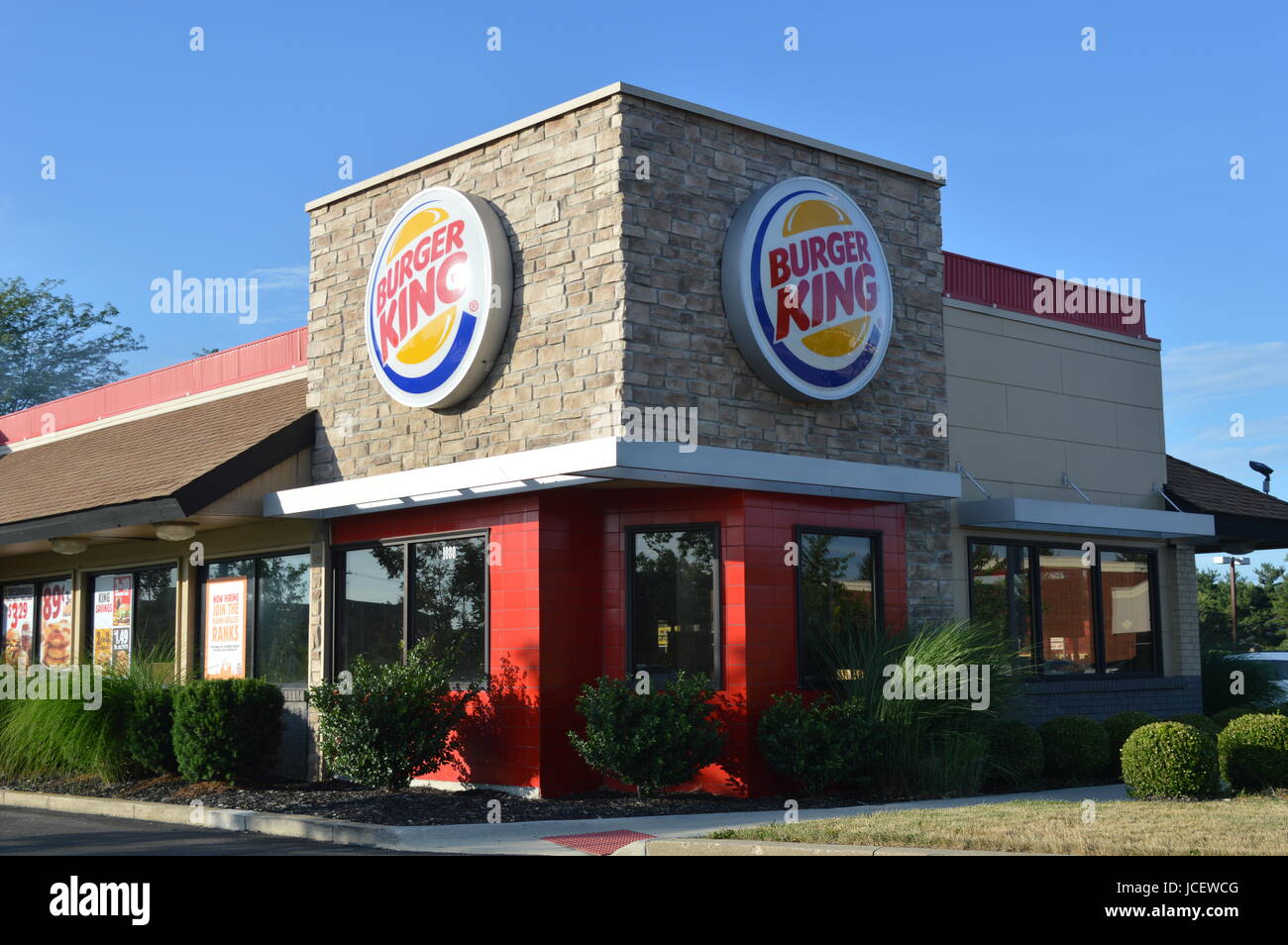 Neon advertising open fast food restaurant hi-res stock photography and ...