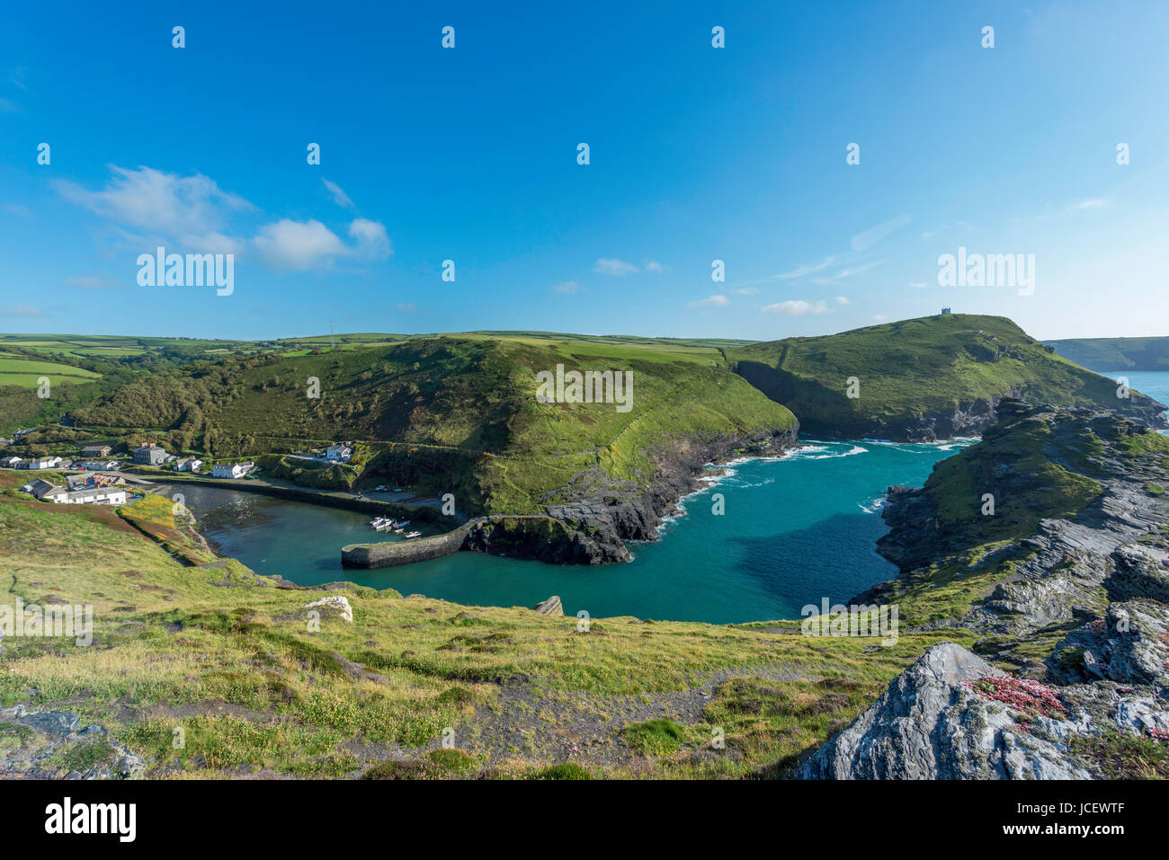 Valency valley hi-res stock photography and images - Alamy