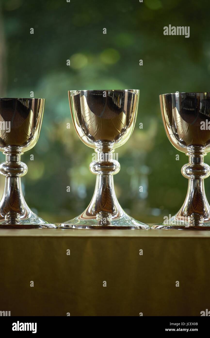 True glass hi-res stock photography and images - Alamy