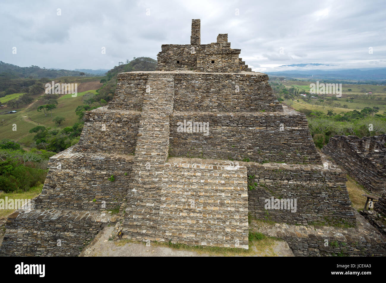 Mayan pyramid at the pre-Columbian ruins of Tonina in Chiapas, Mexico ...