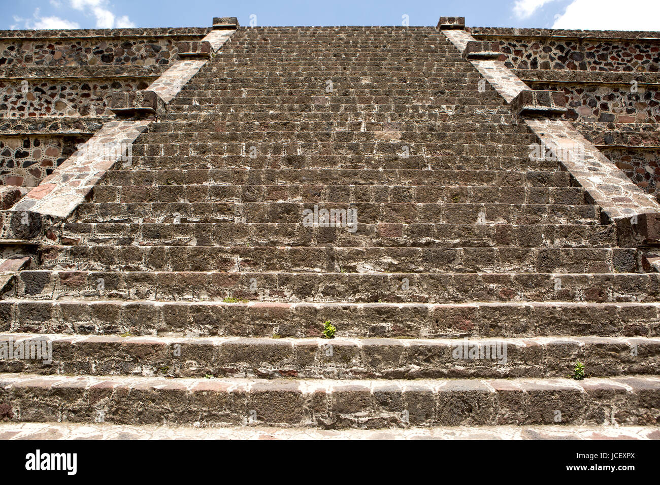 stairs leading to the top of an aztec pyramid Stock Photo - Alamy