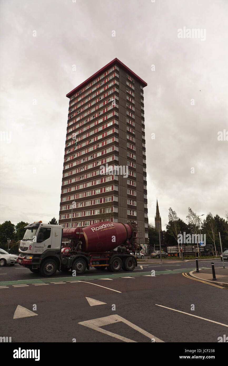 Divis tower block hi-res stock photography and images - Alamy