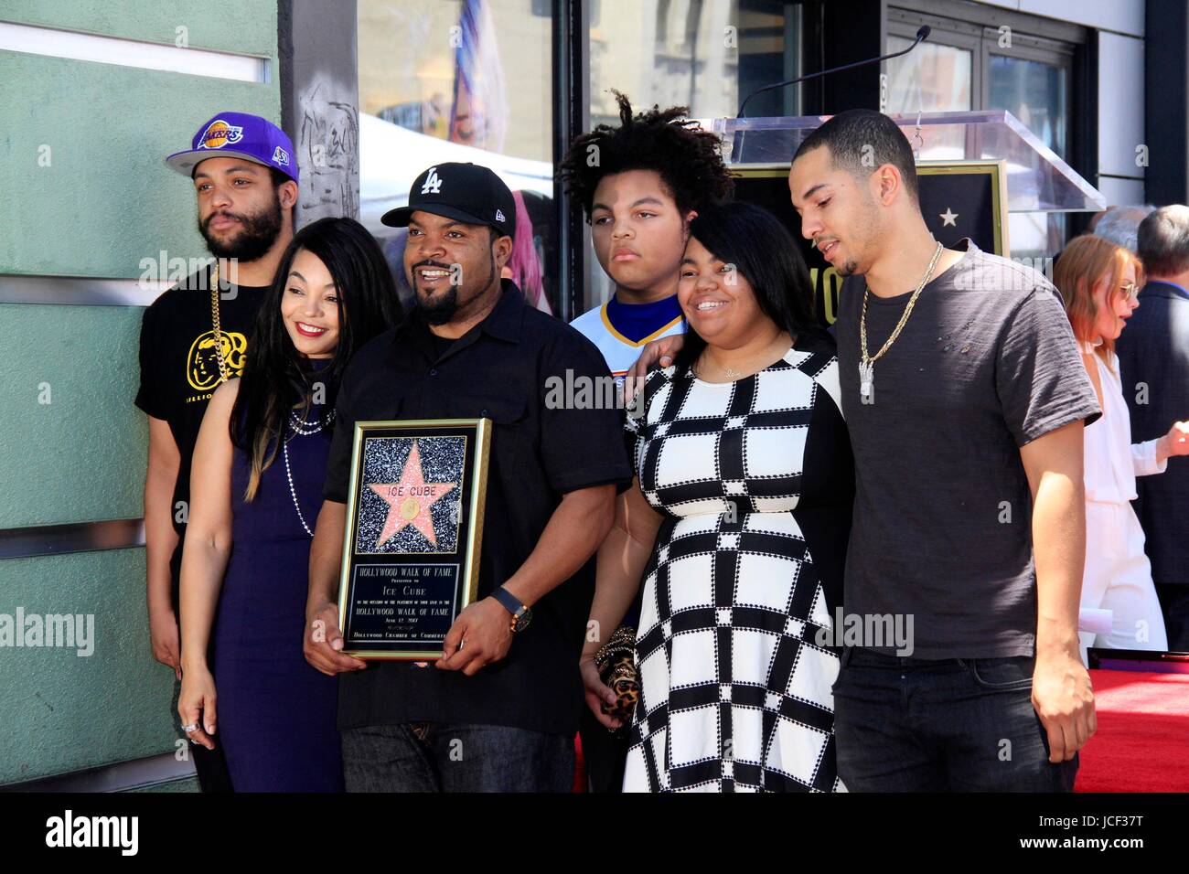 Kimberly jackson and ice cube hi-res stock photography and images - Alamy