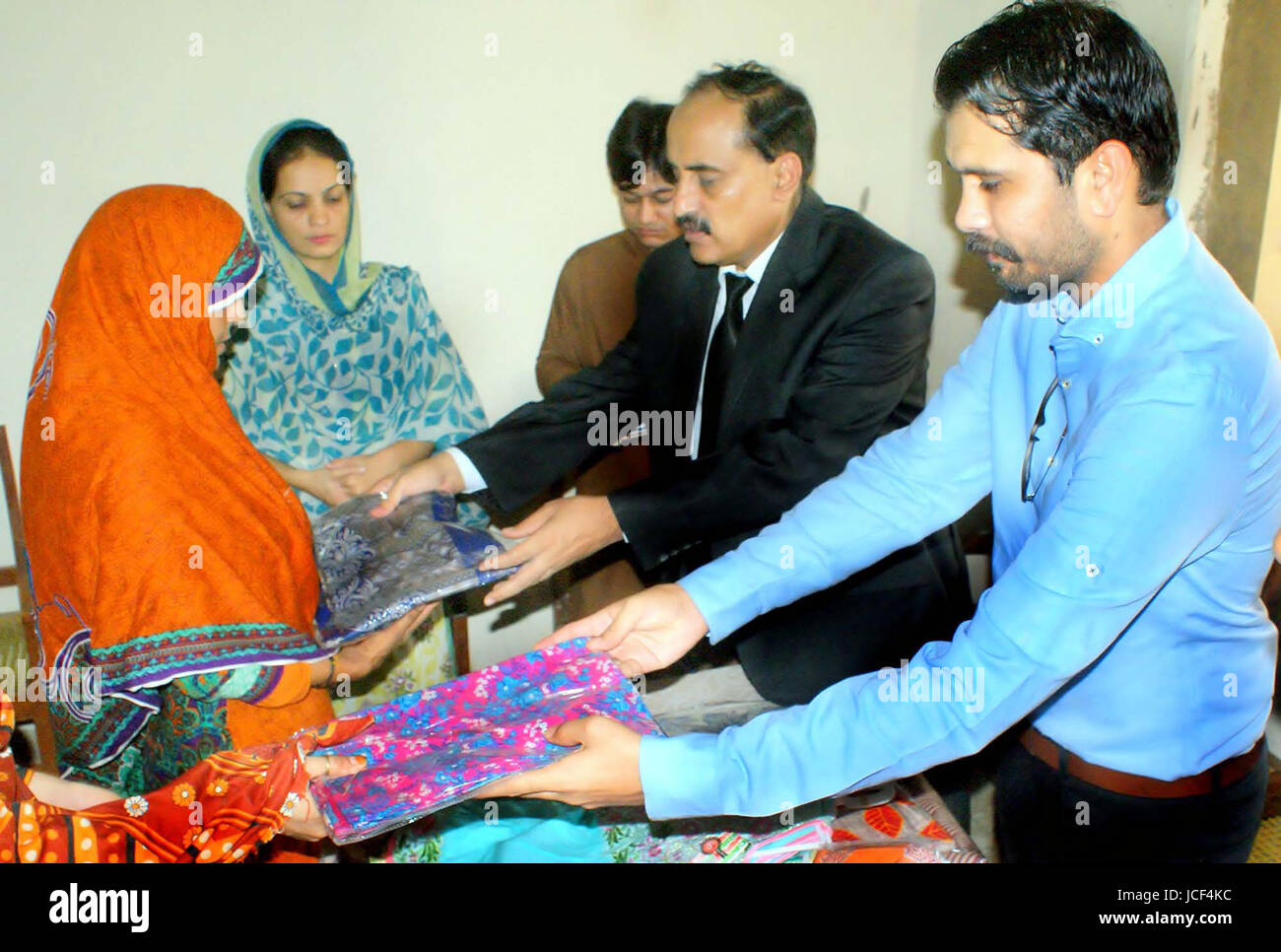 Kashif ali tipo hi-res stock photography and images - Alamy