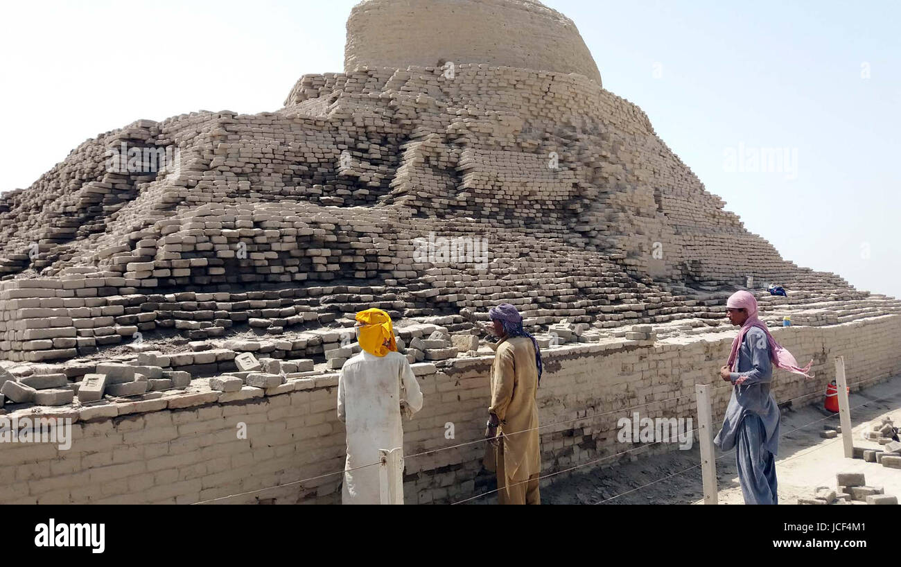 Mohenjo daro hi-res stock photography and images - Alamy