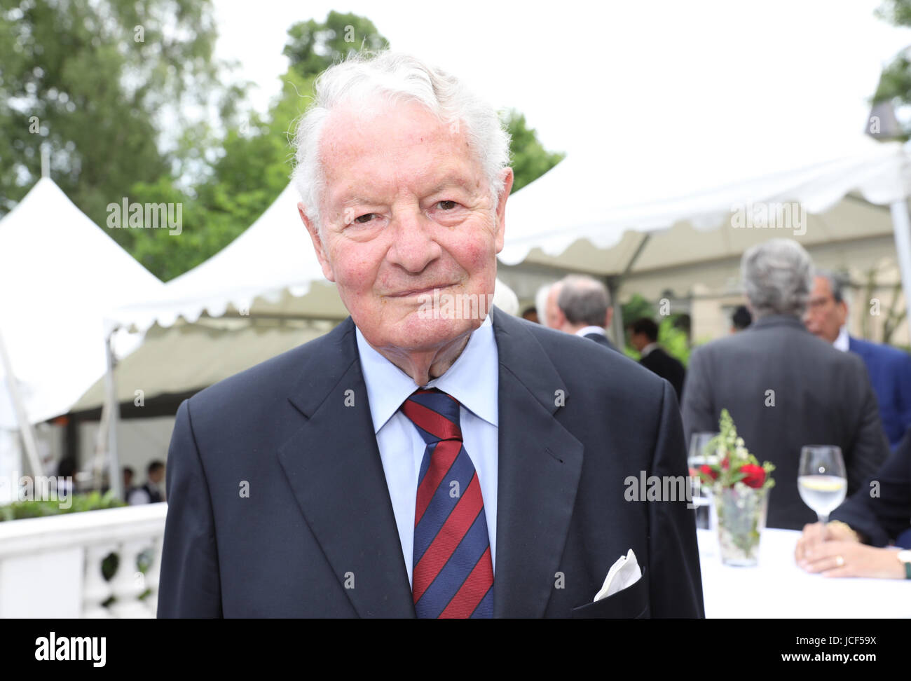 Rolf seelmann eggebert hi-res stock photography and images - Alamy