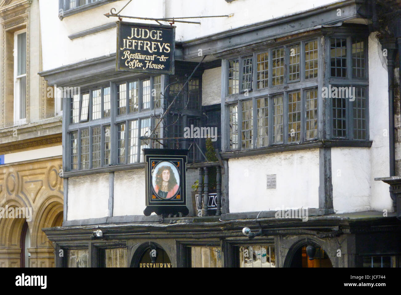 Judge jeffreys hi-res stock photography and images - Alamy