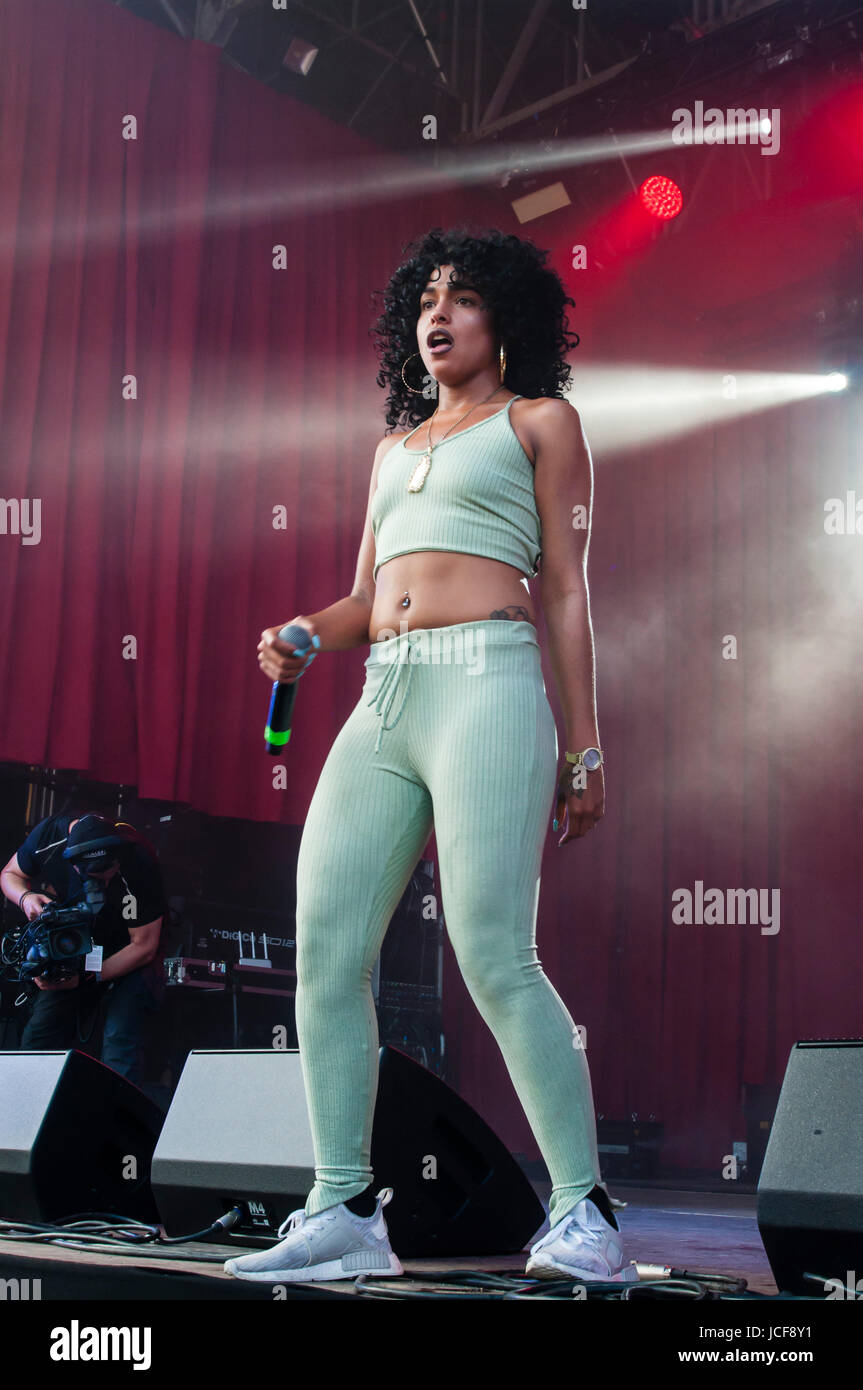 Princess nokia hi-res stock photography and images - Alamy