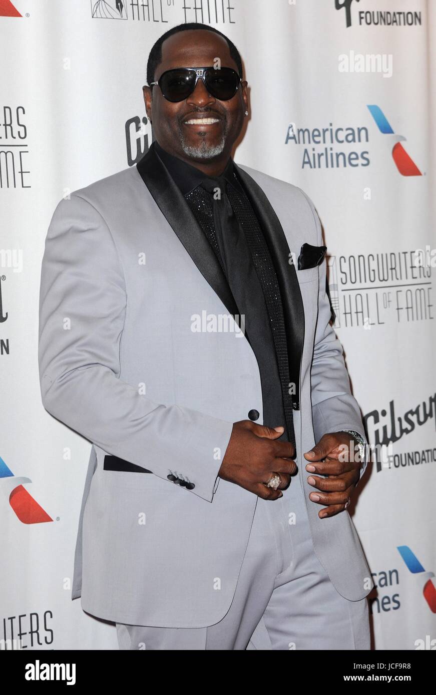 Johnny gill hi-res stock photography and images - Alamy