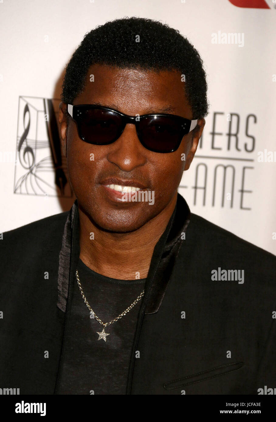 Babyface edmonds hall of fame hi-res stock photography and images - Alamy